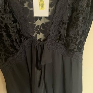 belle nuit | Intimates & Sleepwear | Nwt Stunning Belle Nuit Robe ...